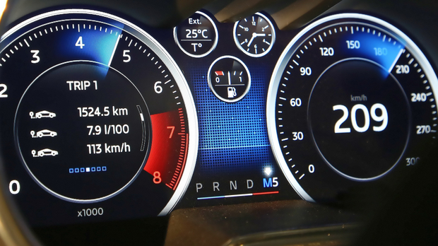 Interaktives Quiz: Erkennen Sie Autos an den Instrumenten? | AUTO MOTOR ...